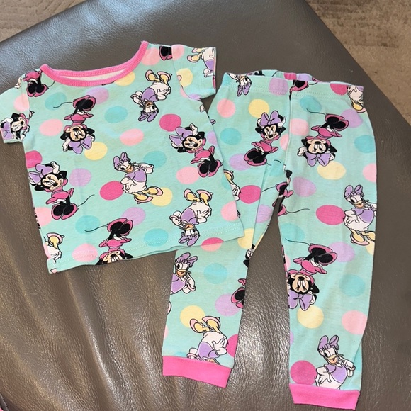 Disney | Pajamas | Disney Minnie Mouse And Daisy Pajamas | Poshmark